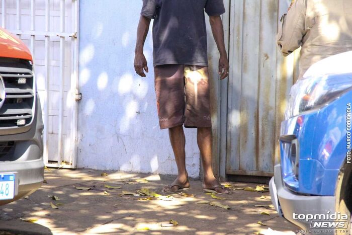 Morador De Rua Apanha Ao Ser Flagrado Se Masturbando Em Frente A Loja No Tijuca Portal Top