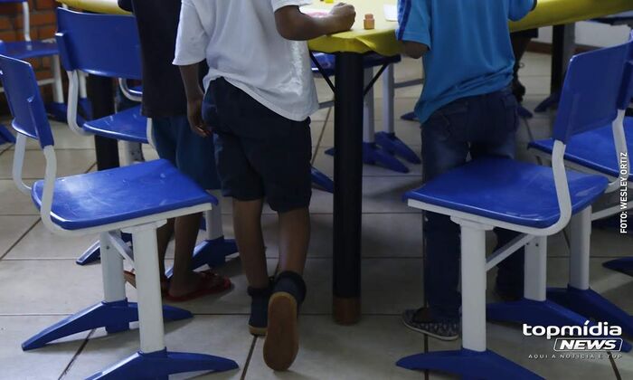 Mãe Se Indigna Com Suspensão Do Filho Com Tea Pela Falta De Assistente