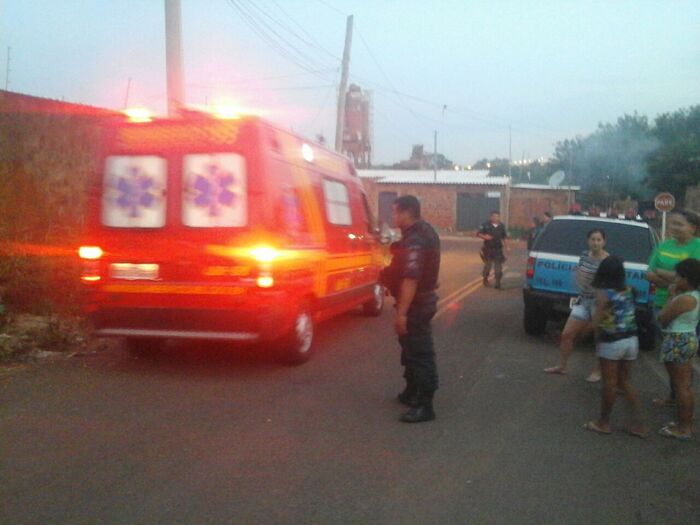 Assaltante é Baleado Por Policial à Paisana Durante Assalto Na Capital