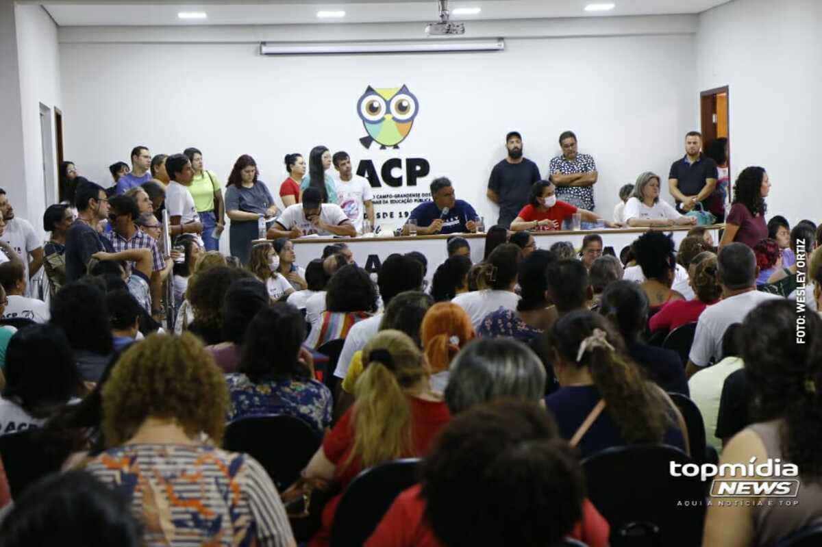 Falta de compromisso da prefeita com reajuste prejudica professores ...
