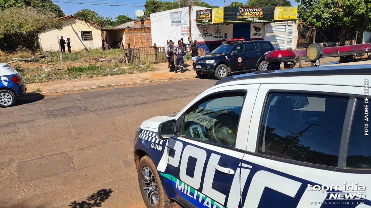 Mau Cheiro E Moscas Homem Sumido é Achado Morto Em Casa No Cidade