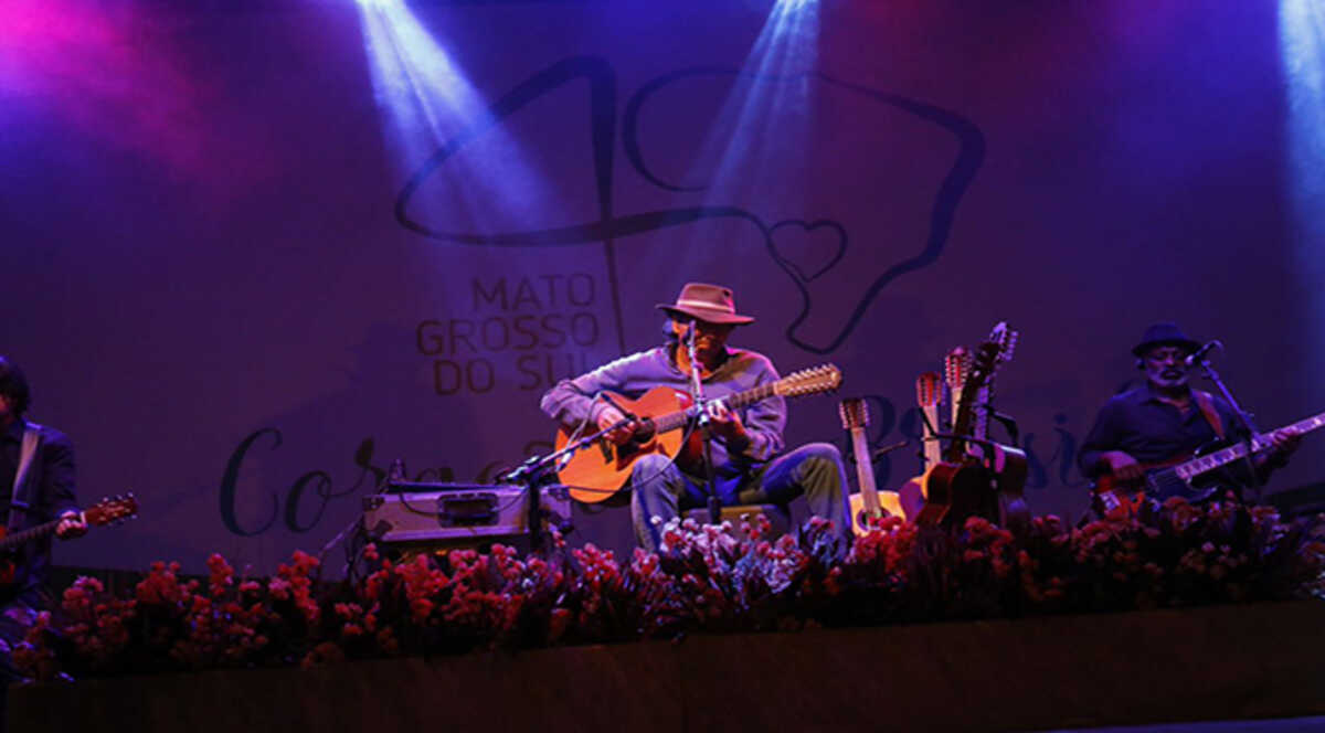 Reinaldo participa do lançamento de música de Almir Sater em ...