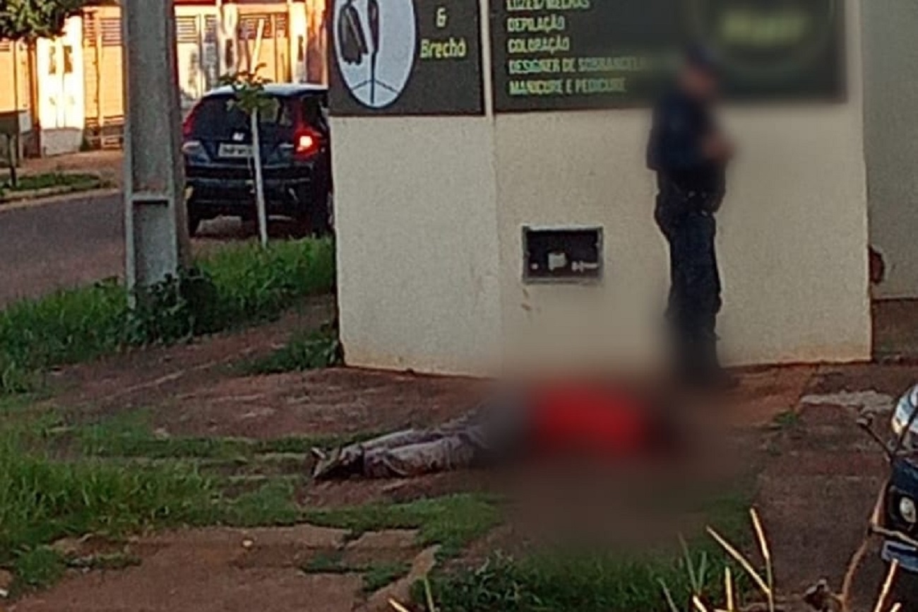 Morto Com Tiro No Olho Ajoelhou E Implorou Pela Vida No Noroeste