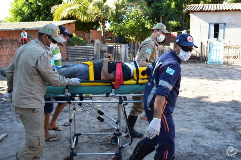 Pedreiro Fica Ferido E Desacordado Ao Cair De Telhado Portal Top